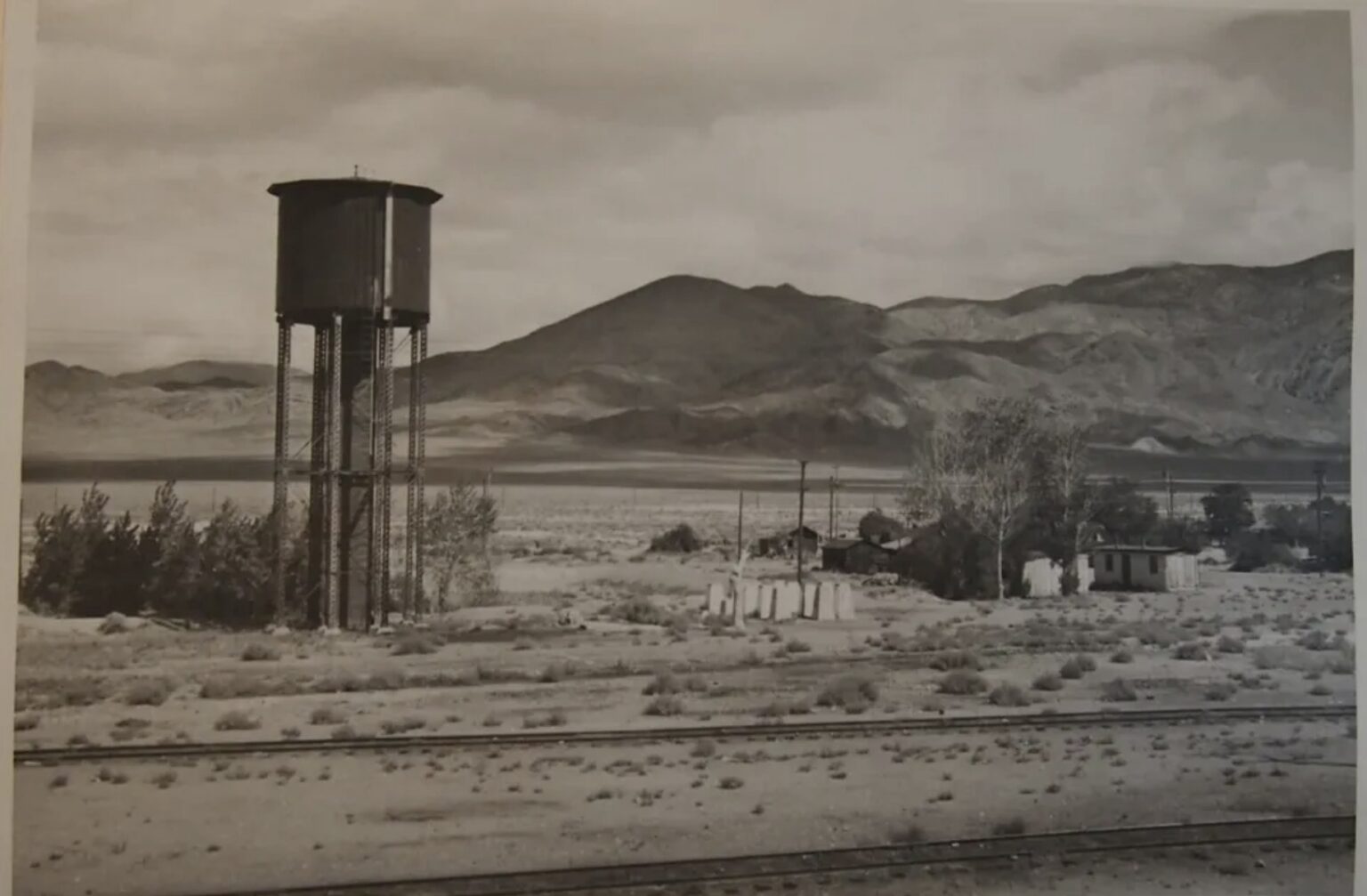 Southern Pacific Railroad in Mina Nevada – Mina Nevada